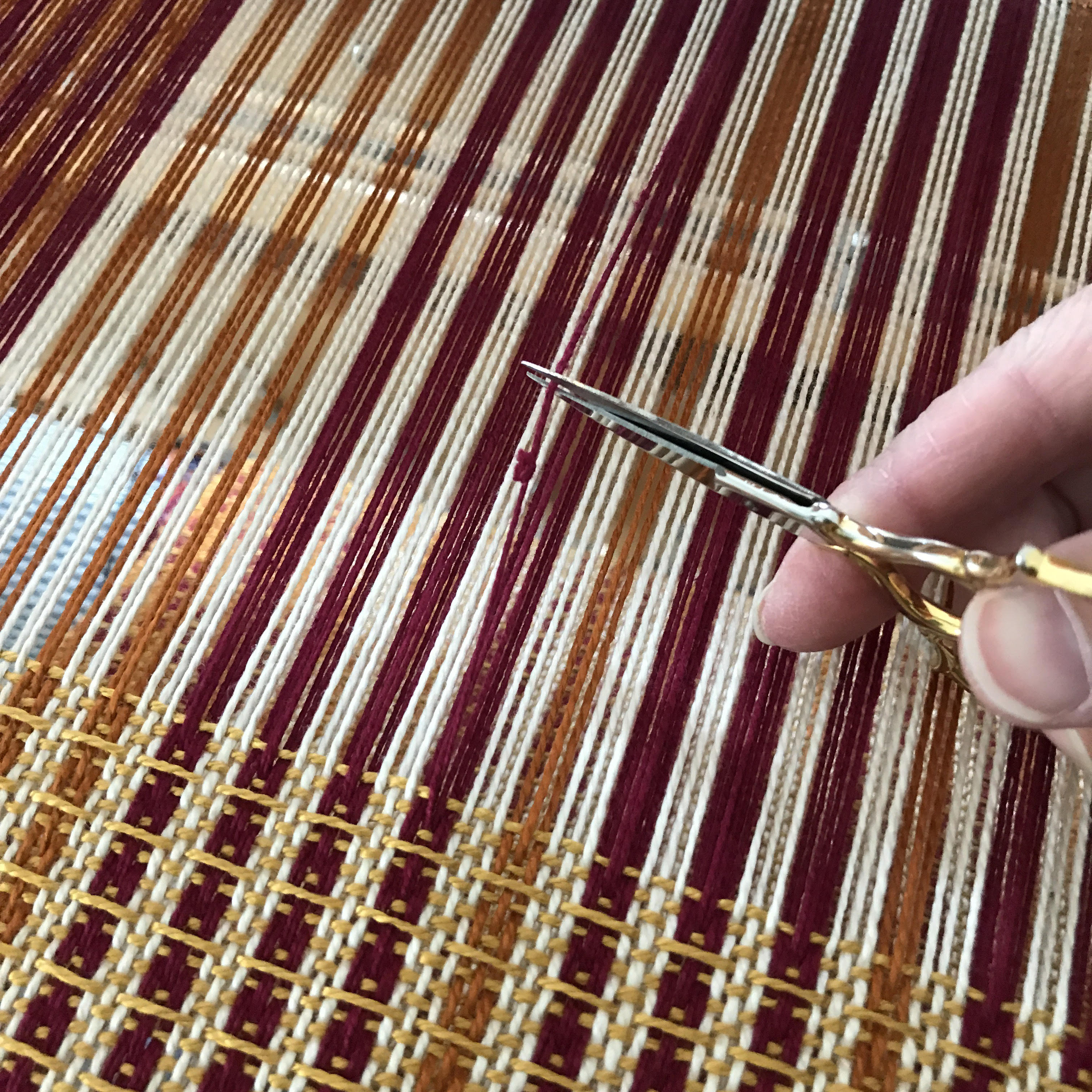 Oh heck! How to replace a bum warp end. – Kate Kilgus