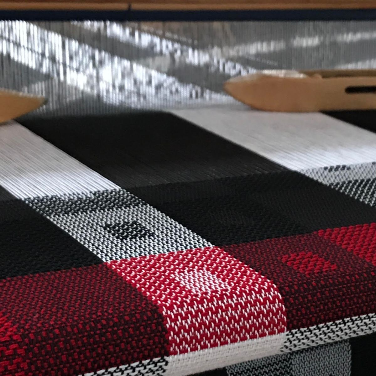 Loon on the loom; summer and winter weaving pattern – Kate Kilgus